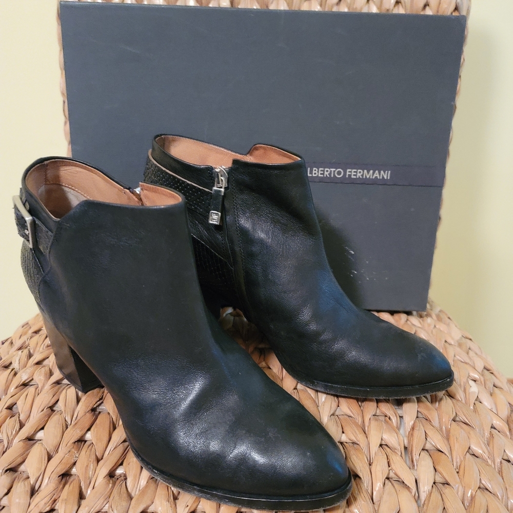 Alberto Fermani Tahiti Lizard Booties - Gem